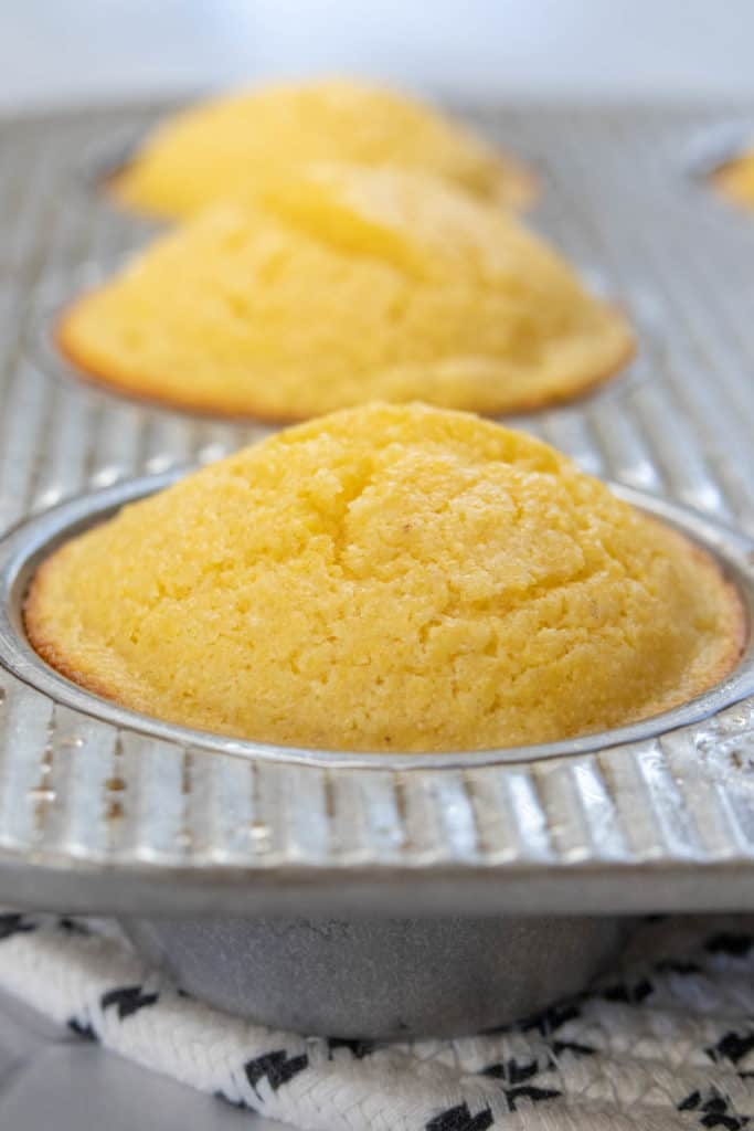 Easy Homemade Corn Muffins - stetted
