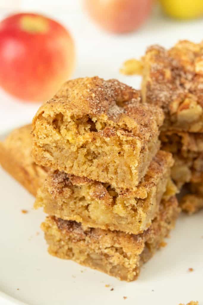 Old Fashioned Apple Squares - stetted