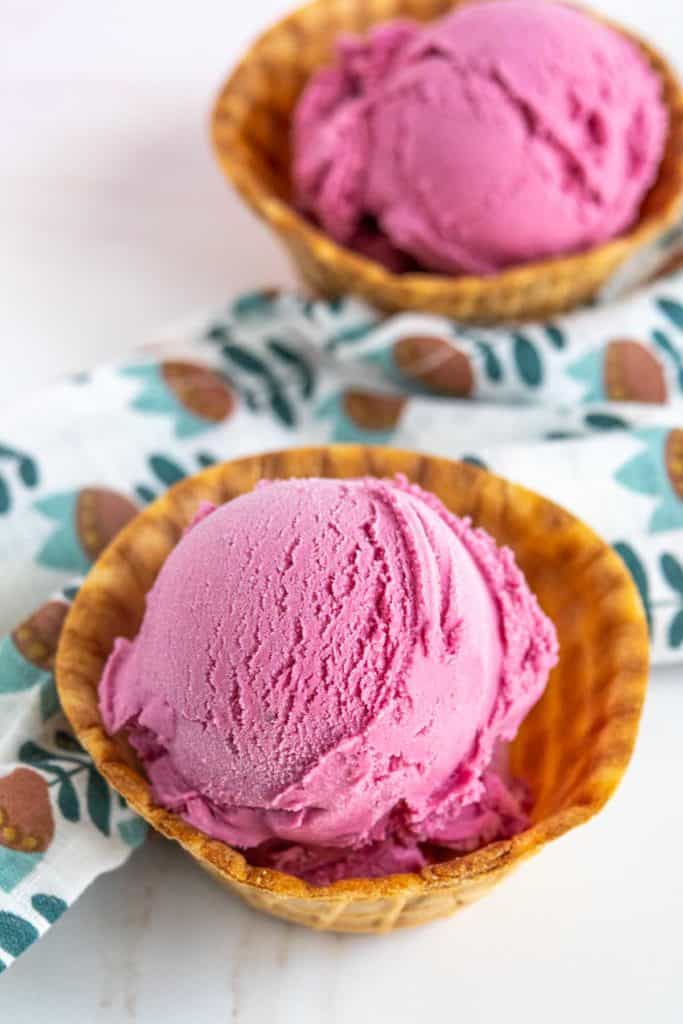 Black Raspberry Ice Cream - stetted