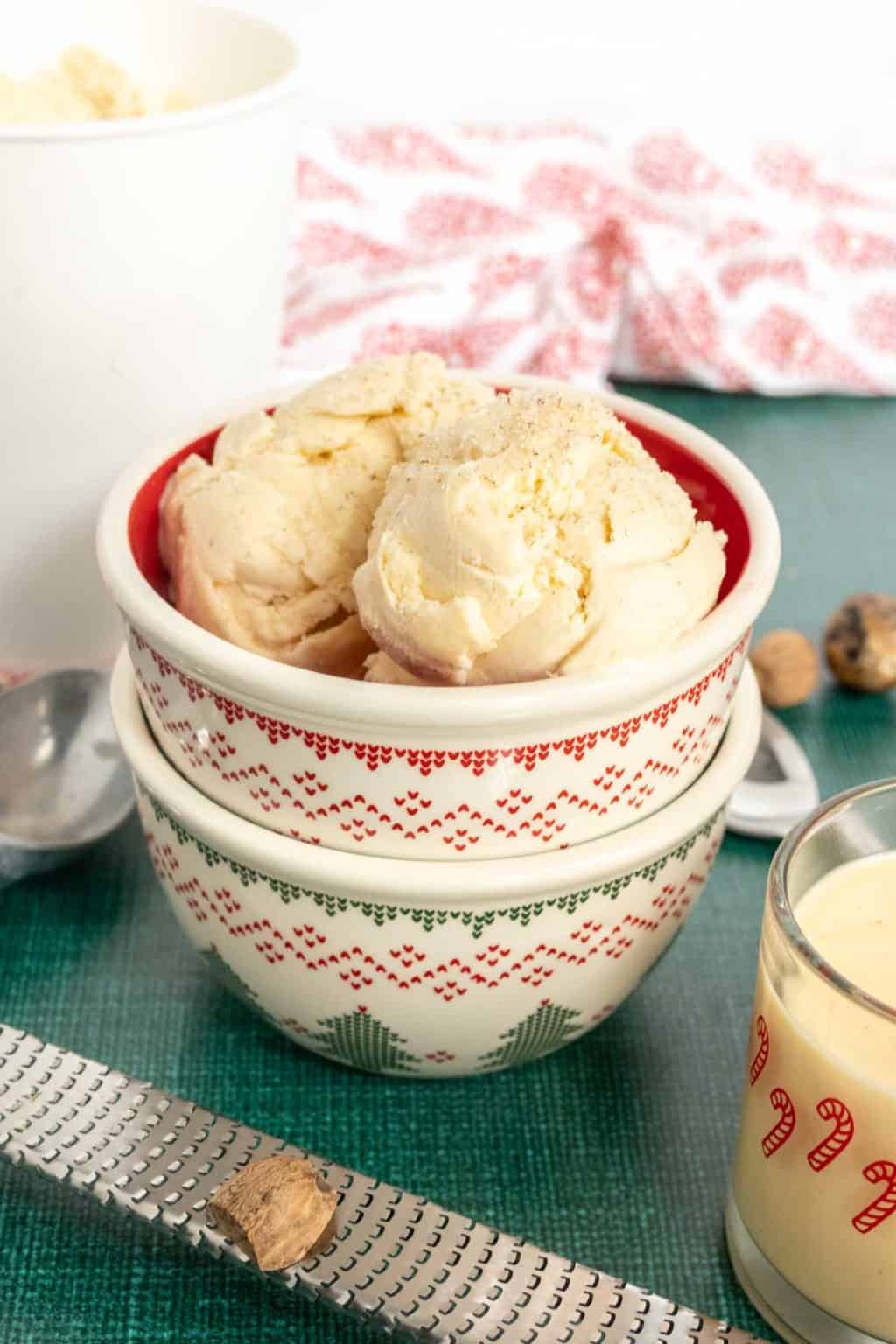 Eggnog Ice Cream - stetted